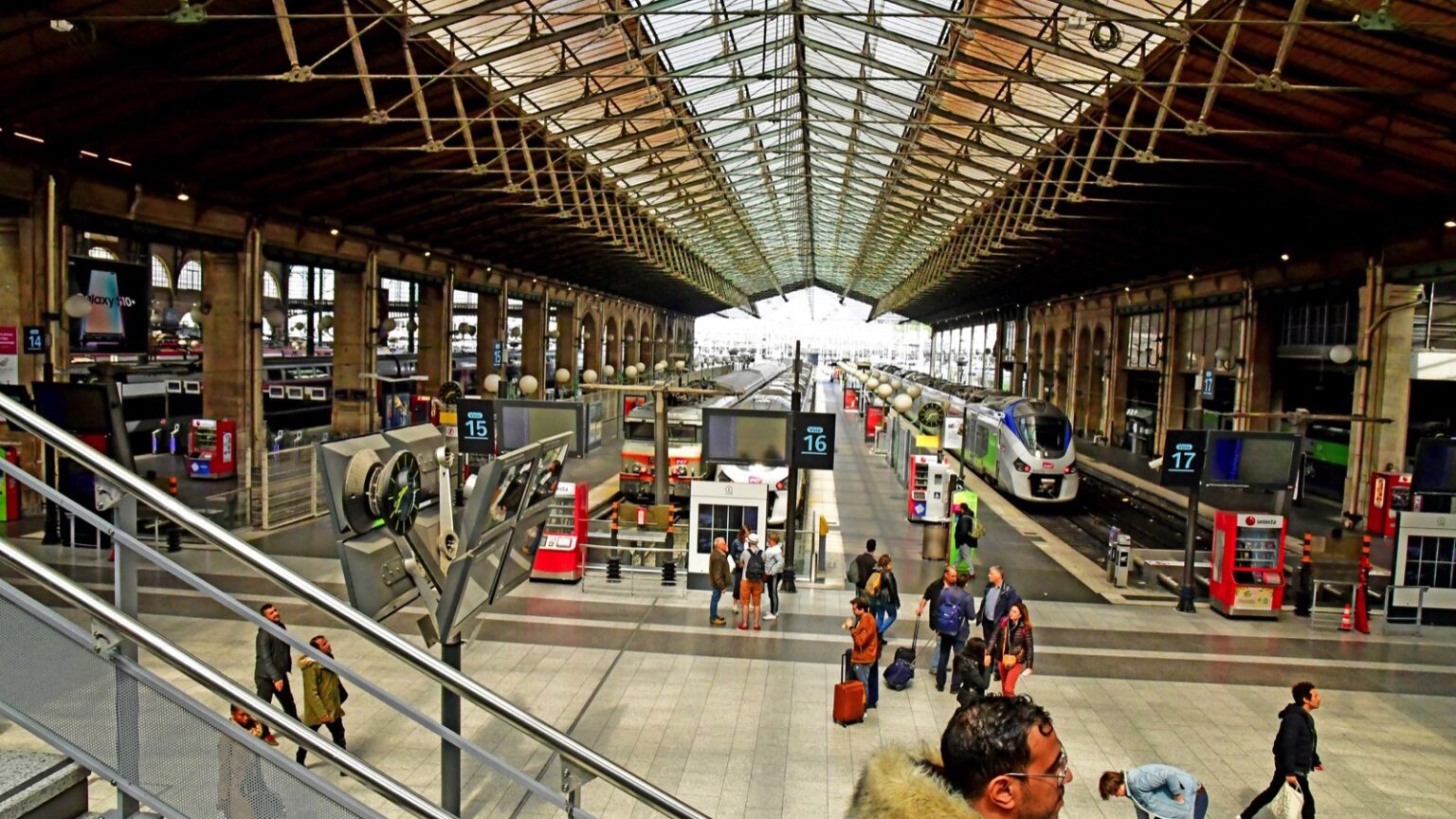 Want to Ride the Rails? 10 Extraordinary Train Stations Begging You to ...