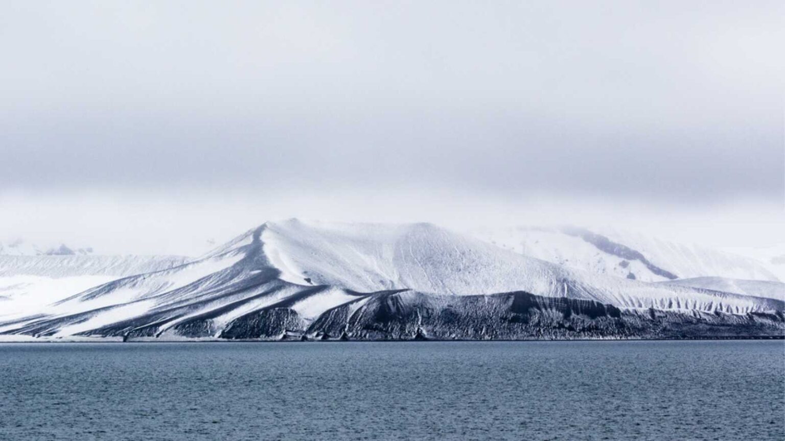 13 Strange and Mysterious Islands You Couldn't Imagine in Your Wildest ...
