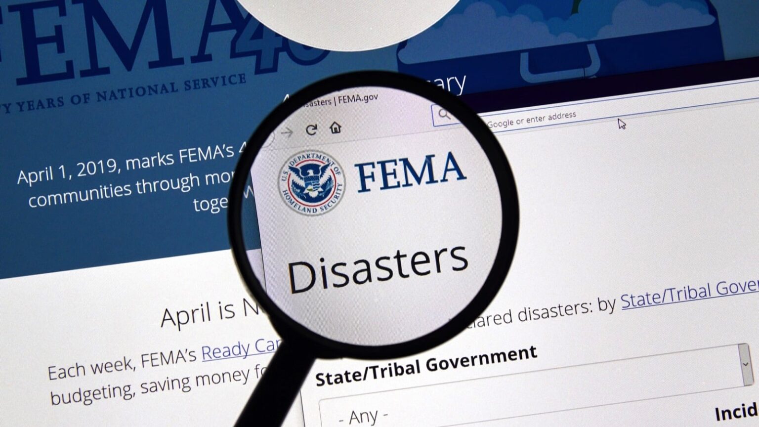 10 Riveting American Conspiracy Theories That Will Leave You ...